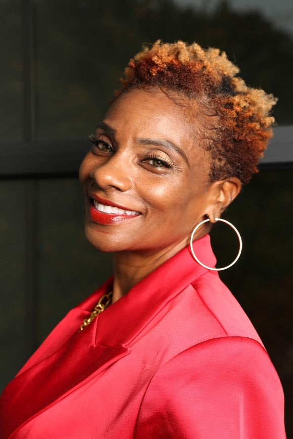 Who Is Nicole Nichelle? – Transformations by Nicole